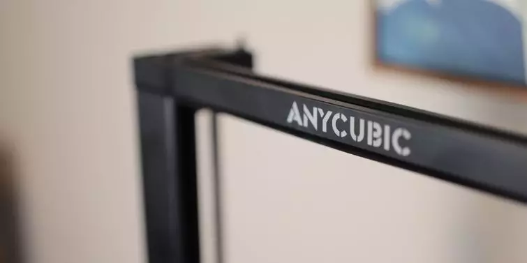 Агляд 3D-друкаркі Anycubic Vyper з аўтаматычным выраўноўваннем: добрая прадукцыйнасць як для пачаткоўцаў, так і для вопытных карыстальнікаў 1002_2