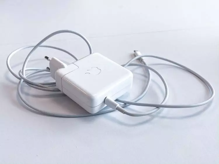 O le a le MagSafe ma fa'afefea ona galue? 10188_2