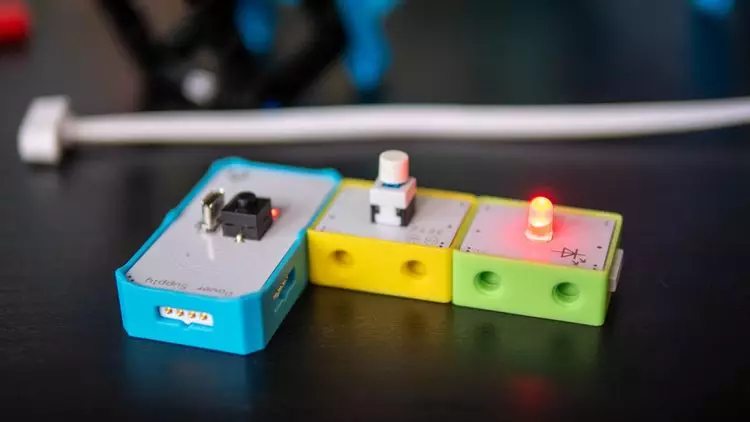 Elecrow Crowbits: el millor sistema d'aprenentatge STEM compatible amb LEGO que creix amb el vostre fill 104_21