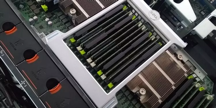 Что такое ECC RAM и можно ли ее использовать для игр? 11048_3