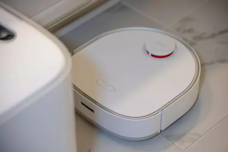 Dreametech W10 Robot Vacuum: Mop Imadzitsuka Ndi Kudziwumitsa Yokha, Koma Iwalani Ngati Muli Ndi Makapeti 1137_19