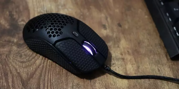 Revisió del ratolí de joc Hyperx PulseFire Haste: Razer hauria d'estar preocupat 11534_16