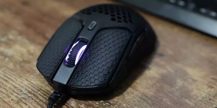 Hyperx PulseFire Haste Gaming Mouse ပြန်လည်သုံးသပ်ခြင်း- Razer သည် စိုးရိမ်နေသင့်သည်။ 11534_20