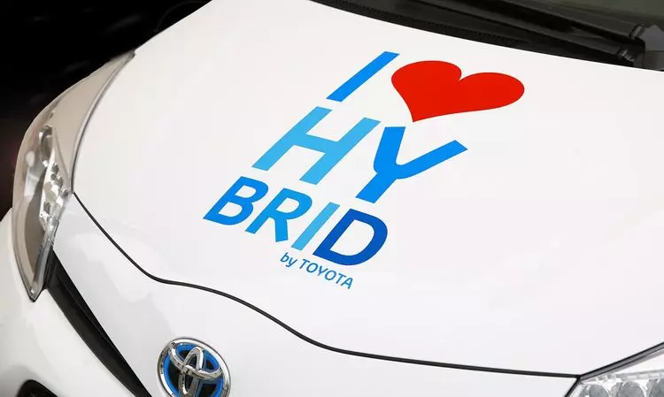 Wat is een hybride auto? Dit is wat u moet weten voordat u er een koopt 12833_2