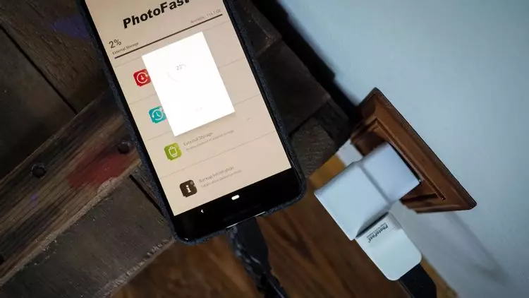 Ulasan PhotoFast PhotoCube Pro: Pencadangan Otomatis yang Mudah Saat Mengisi Daya 13796_17