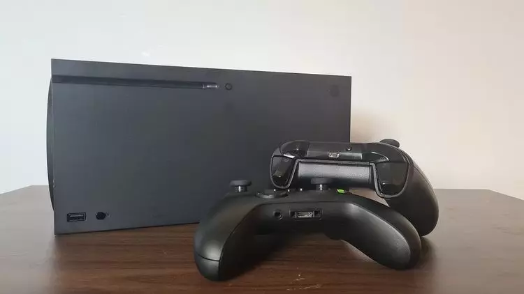 Jak korzystać z kontrolerów Xbox One na konsoli Xbox Series X 1699_2