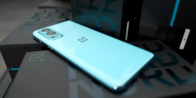 OnePlus Nord 2 5G худалдаж авах нь зүйтэй болов уу? 17614_4