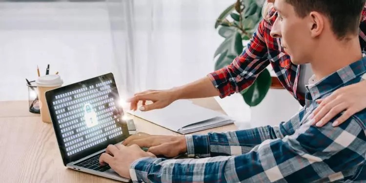 Diventa uno studente brillante con questa piattaforma di apprendimento online 19736_2