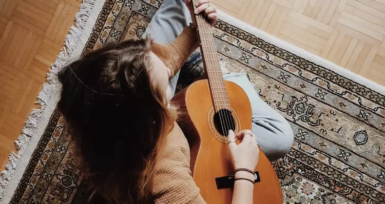 5 saker att tänka på när du spelar in din akustiska gitarr 22038_3