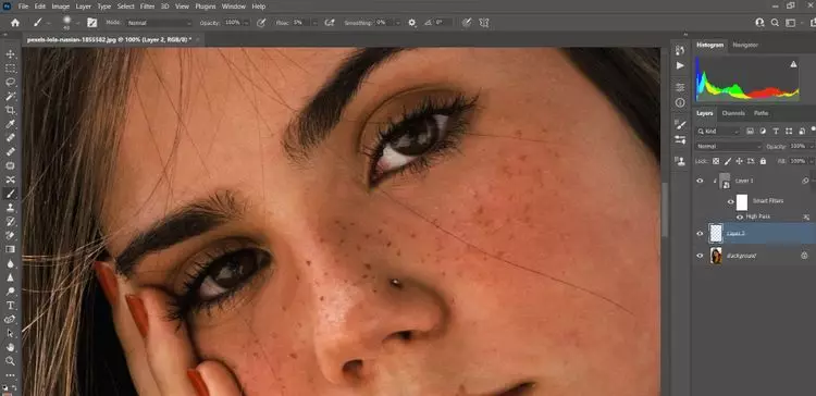 Photoshop ашиглан нүдийг хэрхэн сайжруулах вэ 22322_49