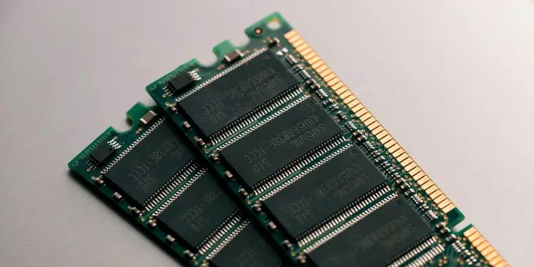 I-DDR5 RAM: Ikhawuleza kangakanani kwaye ixabisa malini? 2514_2