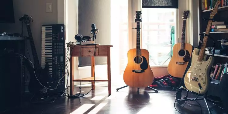 Com gravar la vostra guitarra acústica i electroacústica: 3 grans mètodes 29099_3