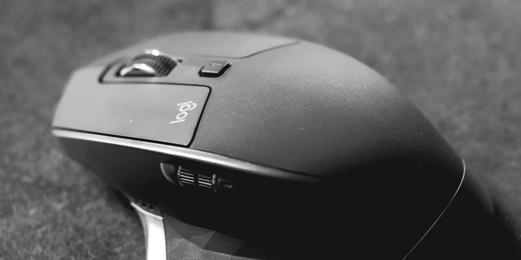 M1 Macтерде Logitech Mouse Lag кантип оңдоого болот