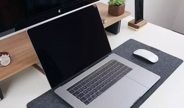 Kuidas puhastada oma määrdunud MacBooki 3181_4