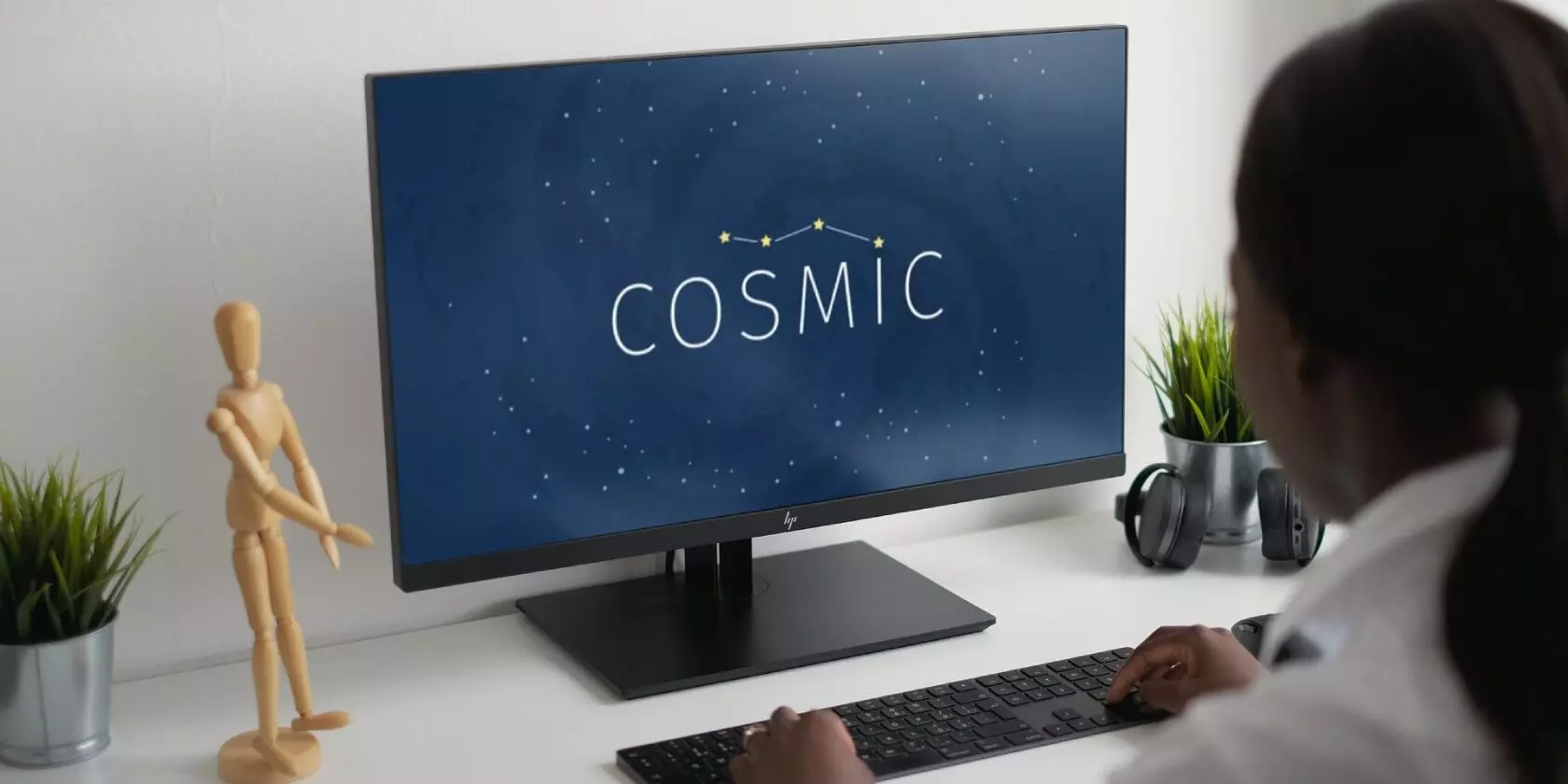 Pop!_OS 21.04 útbrocht mei COSMIC Desktop: Learje wat nij is