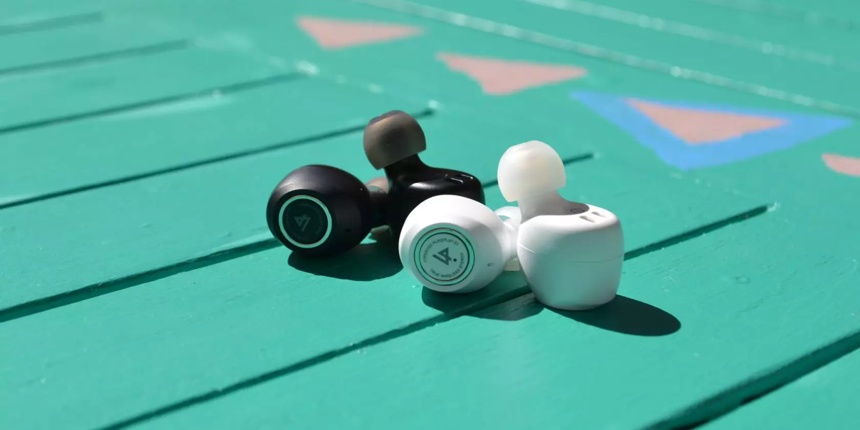 I-Lypertek PurePlay Z3 2.0 Uphononongo: Ezona Earbuds ziyinyani ezingenazingcingo Ngaphantsi kweedola ezili-100