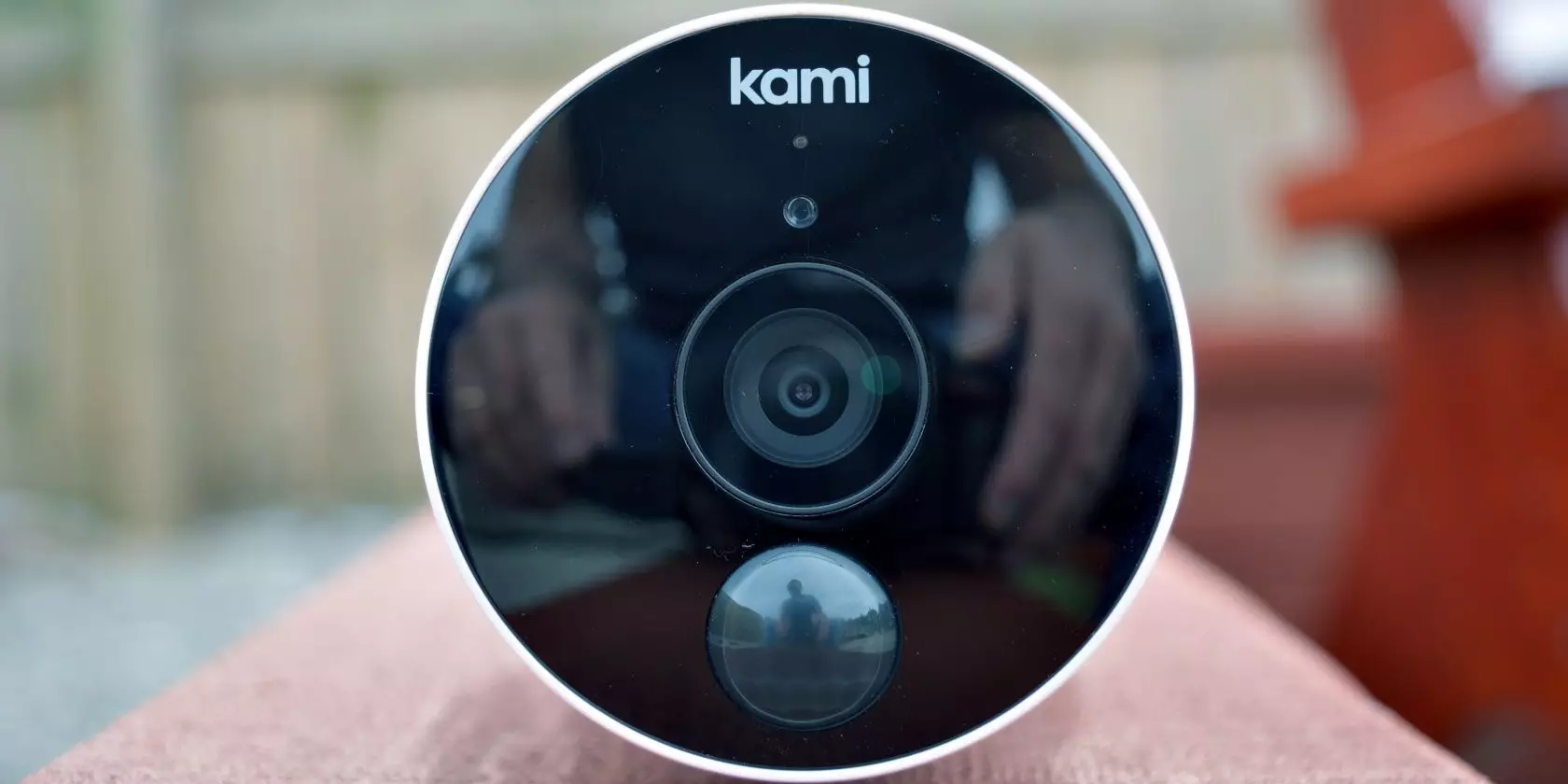 உங்கள் வீட்டைப் பாதுகாக்க Kami's Wi-Free Outdoor Camera போதுமானதா?