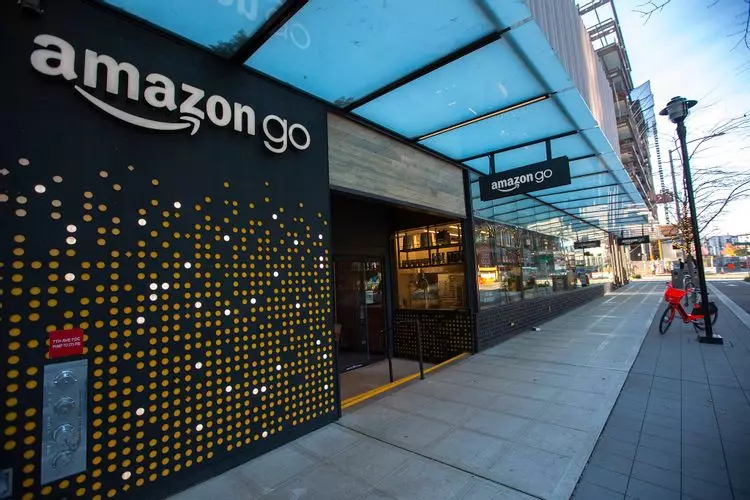 Jelentés: Az Amazon saját áruházak megnyitását tervezi 4510_2