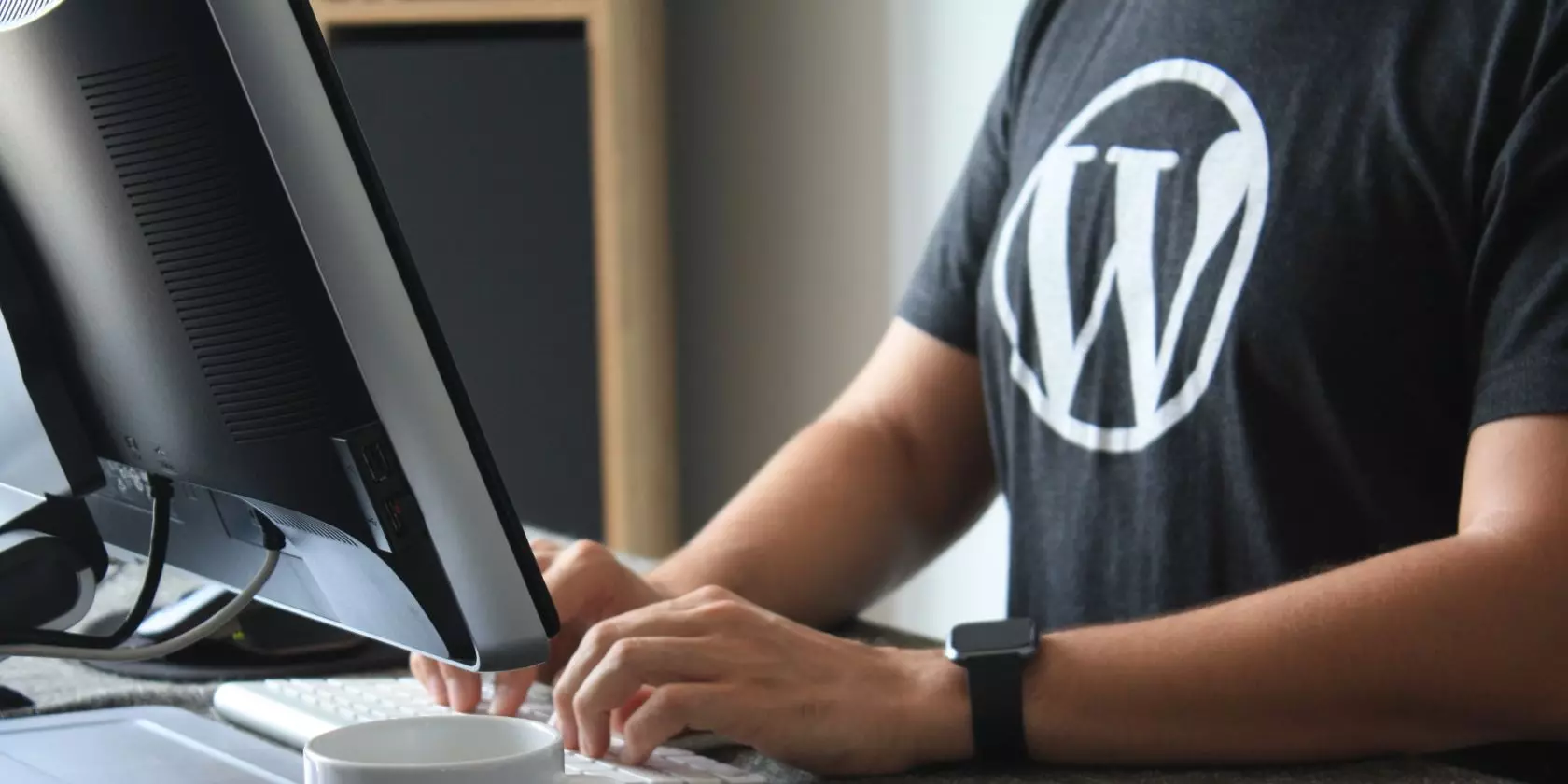 Faʻafefea ona faʻapipiʻi se vitio YouTube i le WordPress