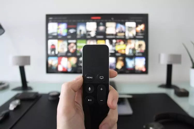 Qeyri Ağıllı TV və ya Lal TV axtarırsınız? Birini Harada Tapmaq olar