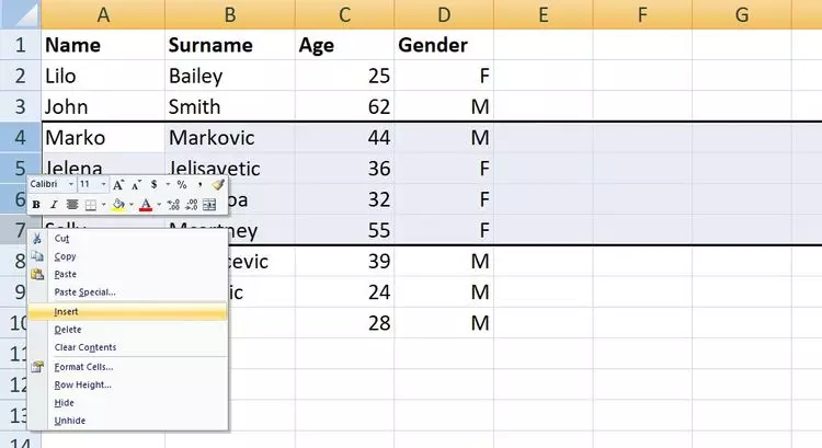 Kā programmā Excel ievietot vairākas rindas