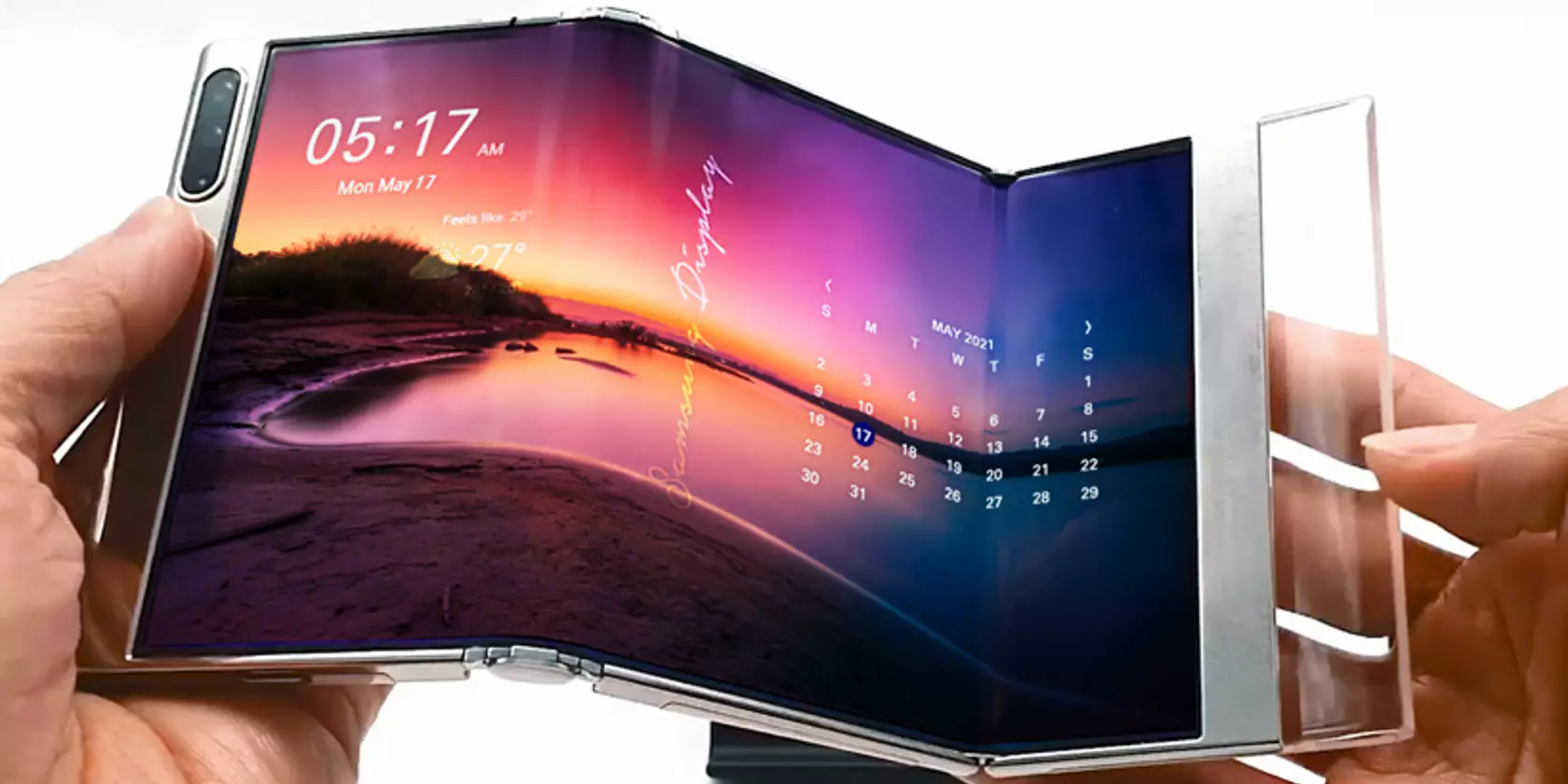 Samsung ояндаи дастгоҳҳои қатшавандаи OLED-и худро намоиш медиҳад