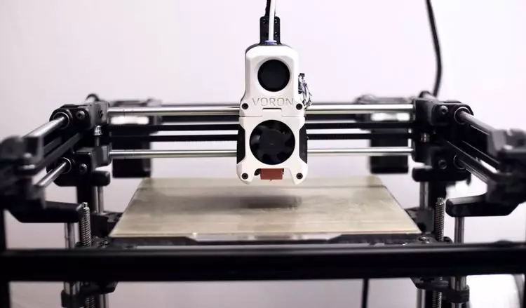 En Ufänger Guide fir DIY Voron 3D Dréckeren: Produktiounsqualitéit fir d'Massen 6995_2