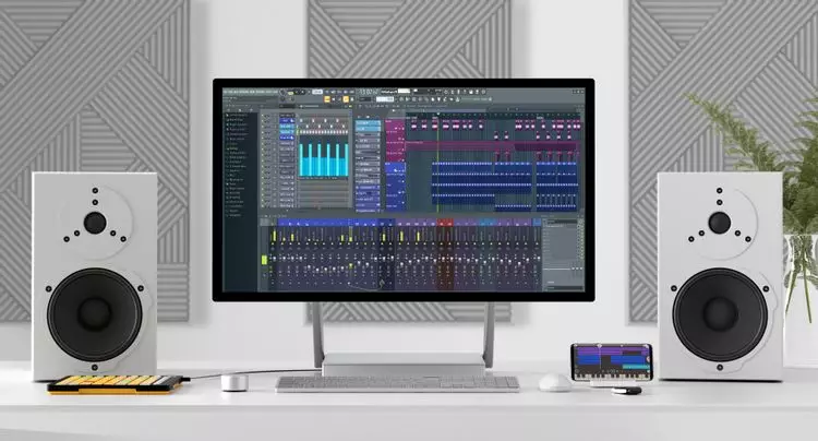 400 $ Daxistin: Savings Super-Loopy li ser FL Studio ji bo Îniya Reş 2021