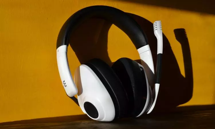 EPOS H3 Wired Gaming Headset සමාලෝචනය: EPOS ක්‍රීඩකයින් සඳහා භාණ්ඩ ලබා දෙයි 7105_17