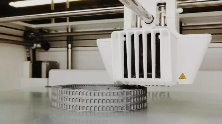 మీ చౌకైన 3D ప్రింటర్ను మేకర్స్ డ్రీమ్గా మార్చండి 7121_8