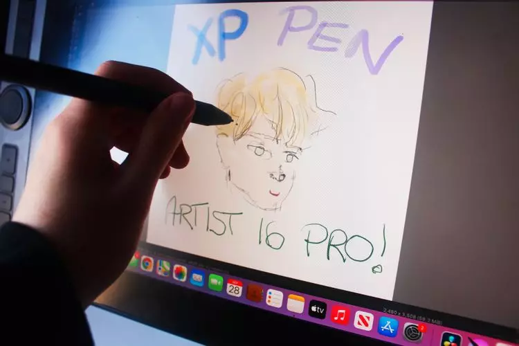 Rishikimi i XP Pen Artist 16 Pro: Një tabletë grafike Pro për hobiistët? 7226_21