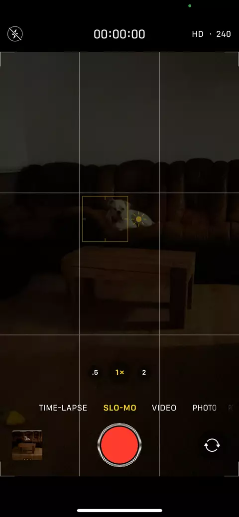 Kaip įrašyti ir redaguoti „Slo-Mo“ vaizdo įrašus „iPhone“. 737_3