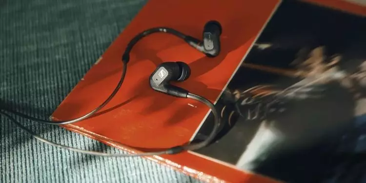 Sennheiser Teases Premium High-Fidelity In-Ear Headphones 8351_2