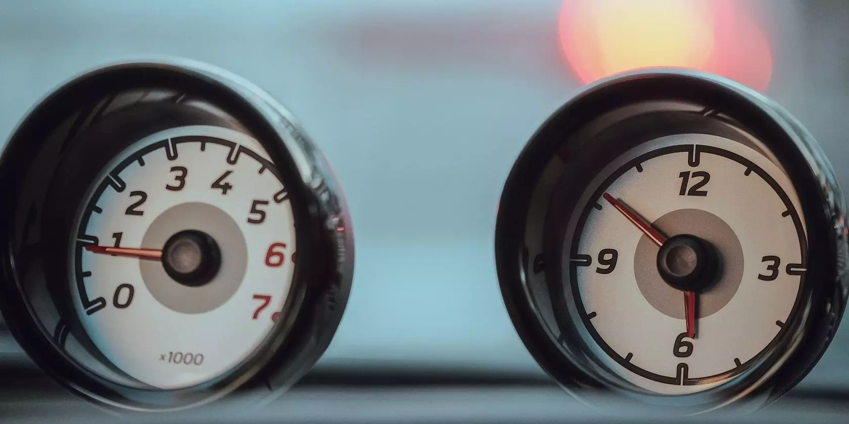 Dlaczego zegary w niektórych samochodach Hondy utknęły w 2002 roku?