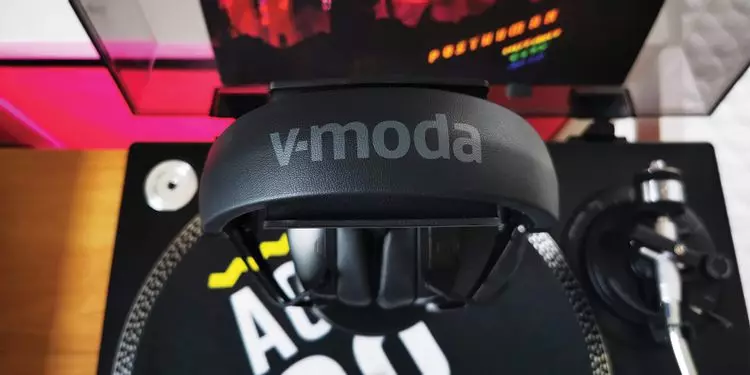 V-MODA M-200 ANC ഹെഡ്ഫോണുകൾ അവലോകനം: ഇതൊരു സെൻഹൈസർ മൊമെന്റം 3 സ്ലേയറാണോ? 984_23