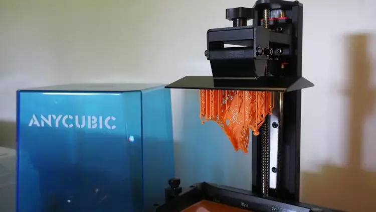 Anycubic Photon Ultra Bewäertung: Roueg, Energiespuerend a Budgetsfrëndlech Harzdrucker Mat DLP Technologie 998_19